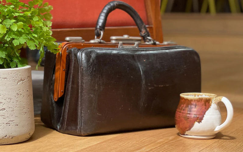 About - Ross J. Barr